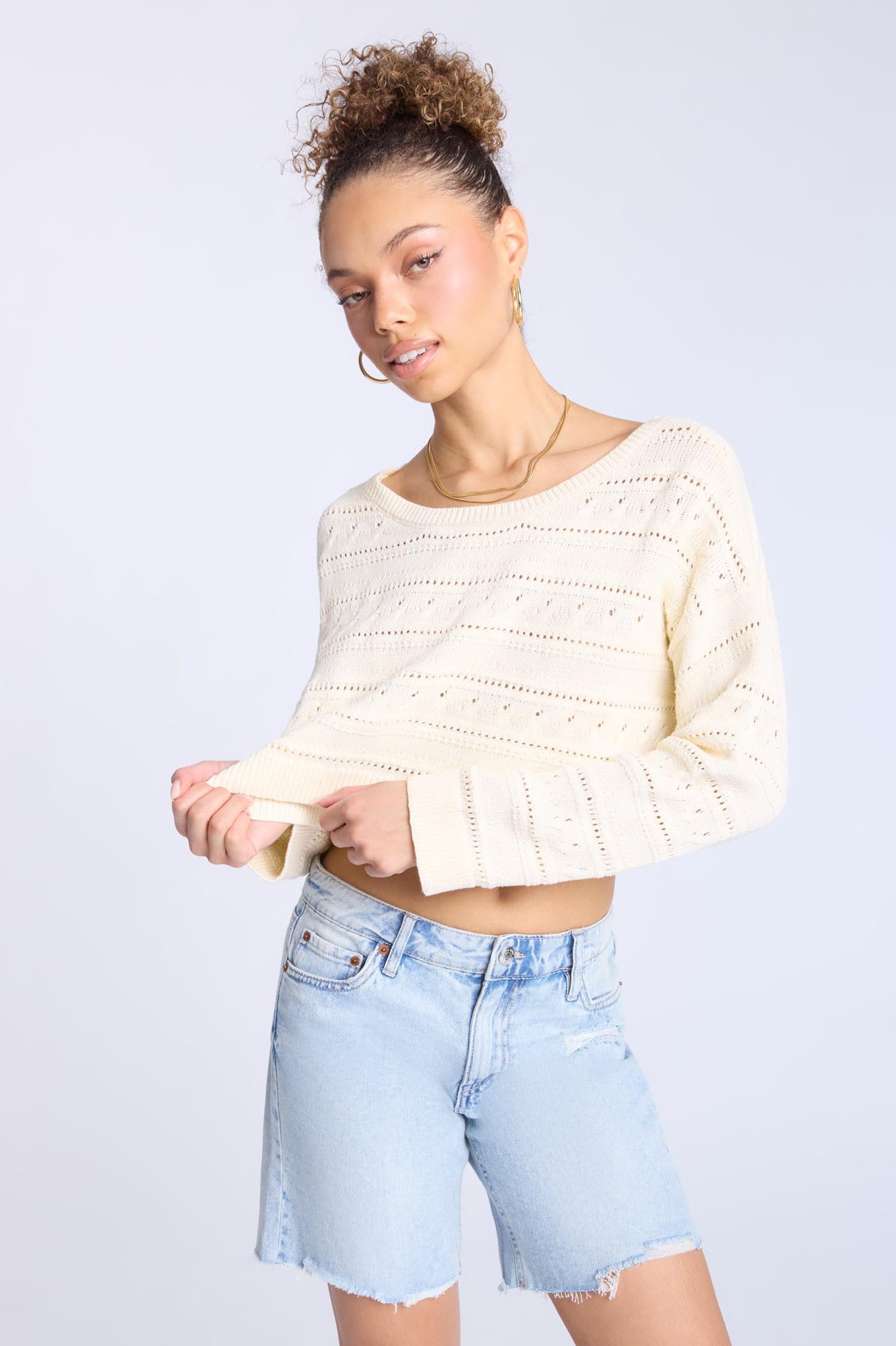 Crochet-Style Crew Neck Sweater – Bluenotes