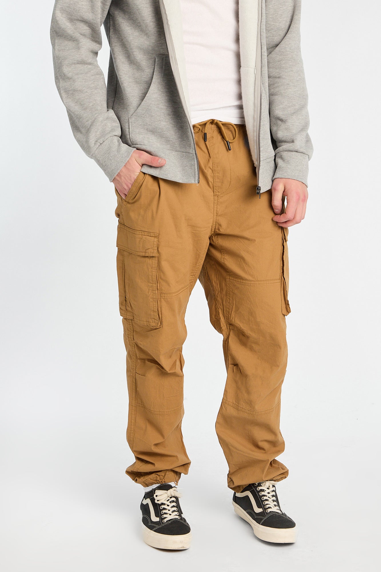 AERO Cut & Sew Cargo Poplin Jogger – Bluenotes